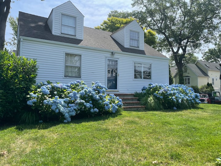 Pine Point Paradise - Norwalk, CT
