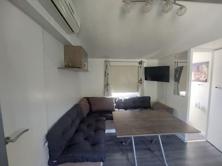 Charmant Mobil Home Avec Piscine - Cuges-les-Pins