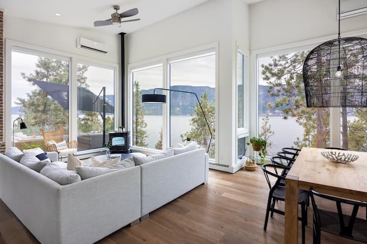 Natty's Lake-view House In Okanagan Centre - Lake Country