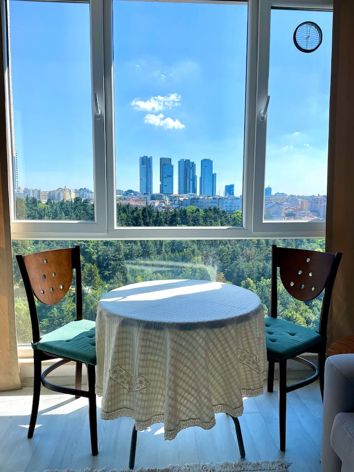 Levent Metro & Nature View - Istanbul