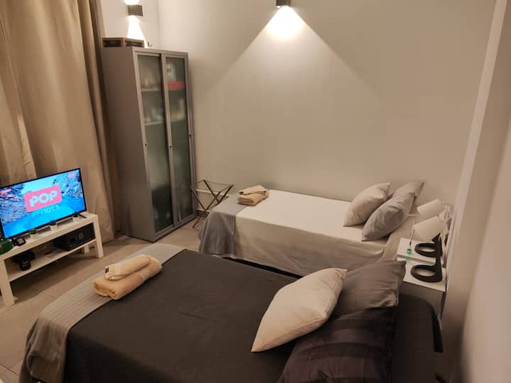 Pequeño Estudio En Atocha - Madryt