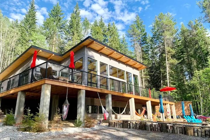 Luxury Home In Golden Bc, Canada - 골든