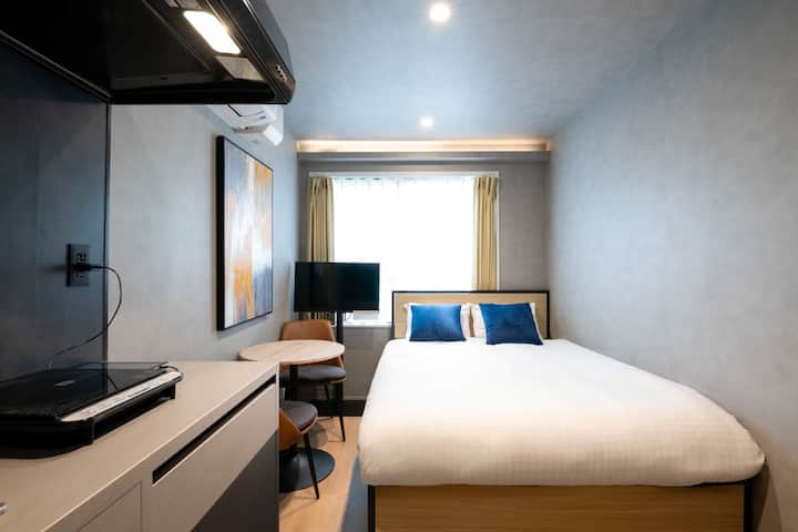 最寄り駅から徒歩6分/新宿駅まで電車で1本/お洒落なデザイナーズ/d-wa C02 - Roppongi