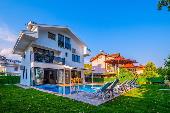 Infinity Lilly Villa 2 - Çalış Beach