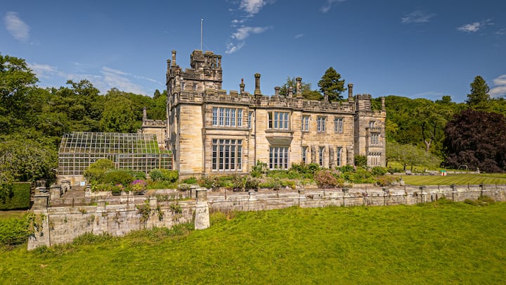 Beaufront Castle- Newly Renovated & Truely Unique - Hexham