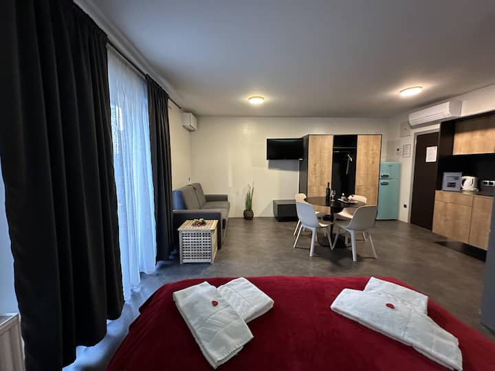 Studio Z Balk. - Boutique & Wellness Hotel Vital - Lipa