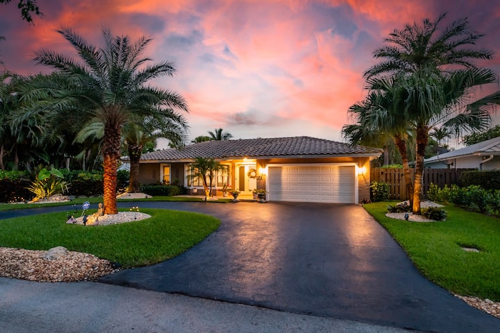 Beach House On 4th St! - Pompano Beach, FL