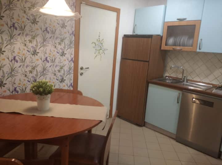 Casa Indipendente Con Giardino - Rímini