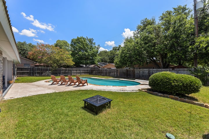 Stylish Villa In Dfw-pool•pool Table•near Stadiums - Euless, TX