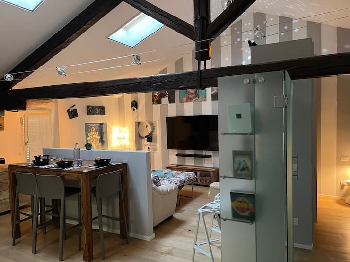 Movie Loft Art: In Centro Con Parcheggio Gratuito - Ascoli Piceno