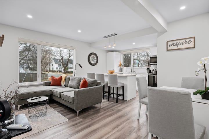 The Hydrostone Retreat - Halifax