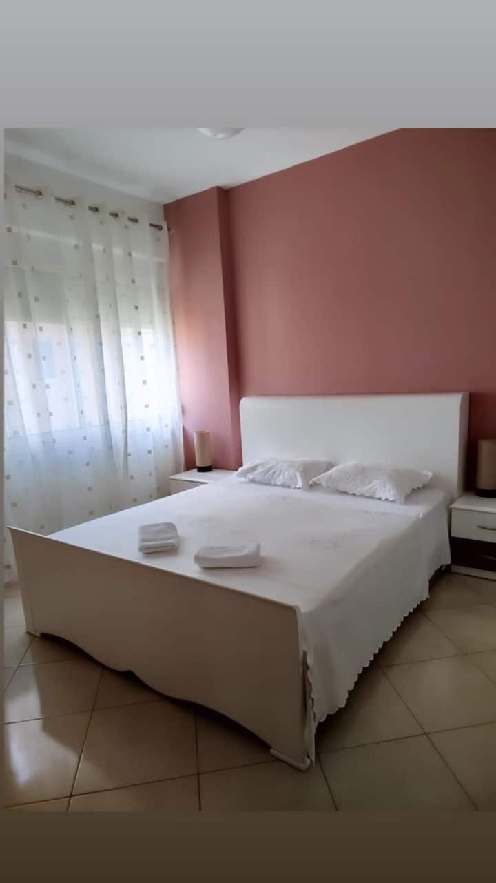 Smiley Apartment - Vlorë