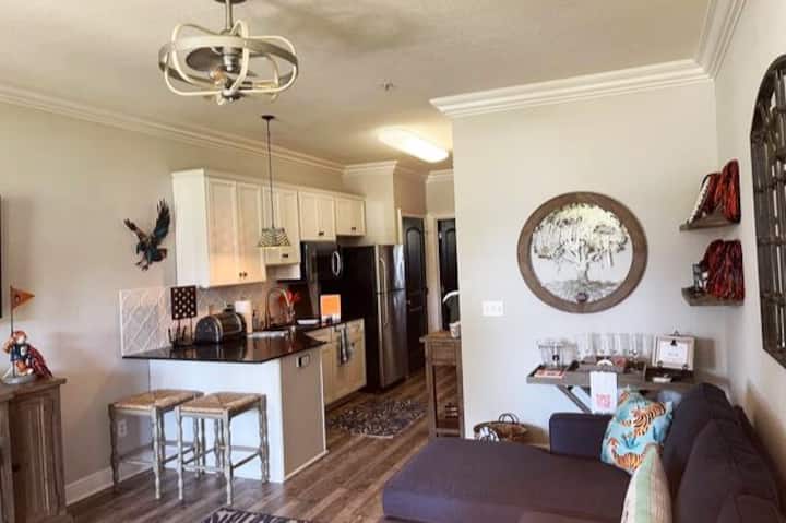 Welcome To Home Suite Auburn - Auburn