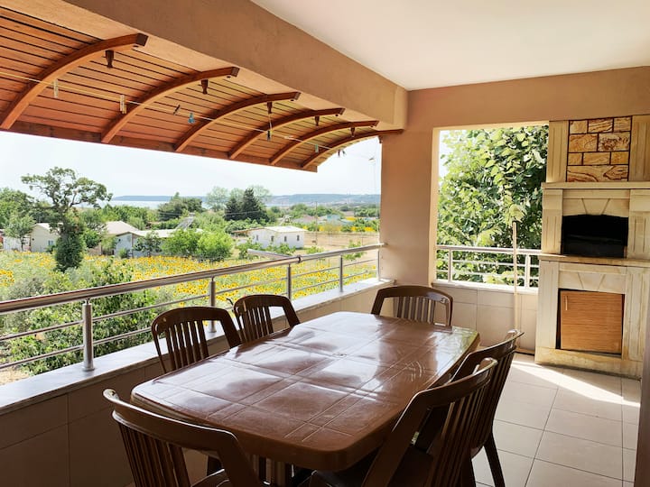 Mecidiye Sahilinde Daire 4 - Erikli