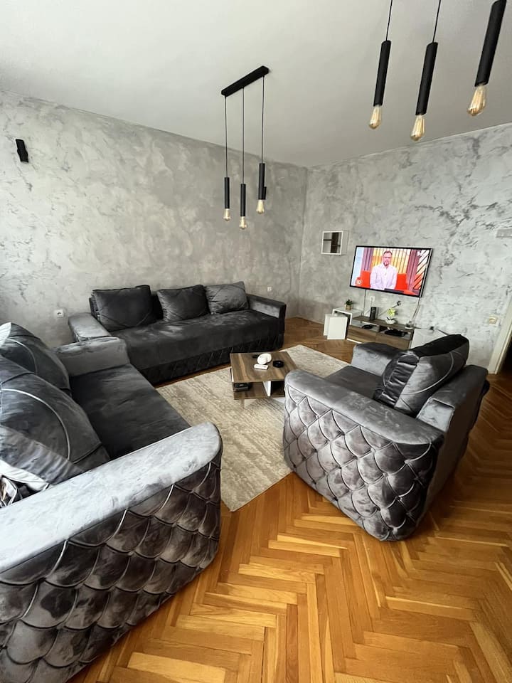 Apartment Aleksandrija - 尼斯