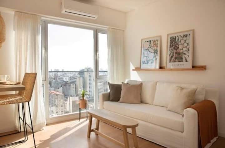 Flat Floor 22 View Of The Obelisk Av Corrientes - Argentina