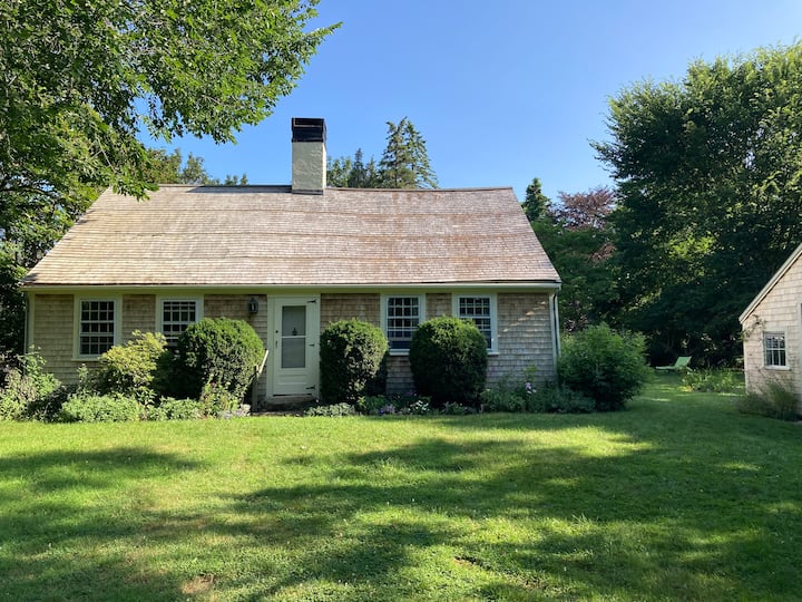 Sweet Spot In Heart Of West Tisbury - Chilmark, MA