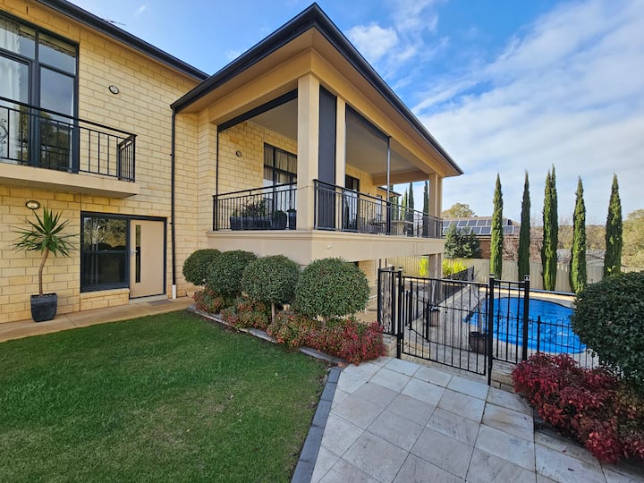 Cobbler Creek Retreat - One Tree Hill