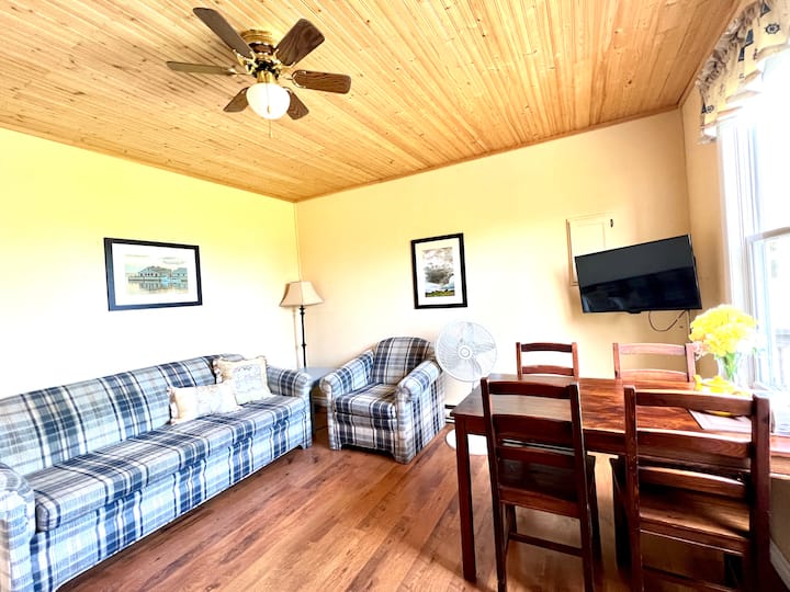 Anne's Woods Cottages-3 Beds - Prince Edward Island