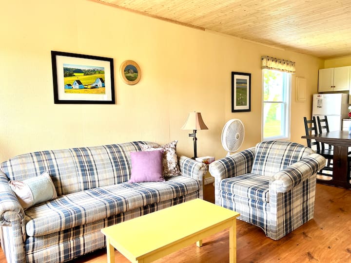 Anne's Woods Cottage-2 Beds - Prince Edward Island