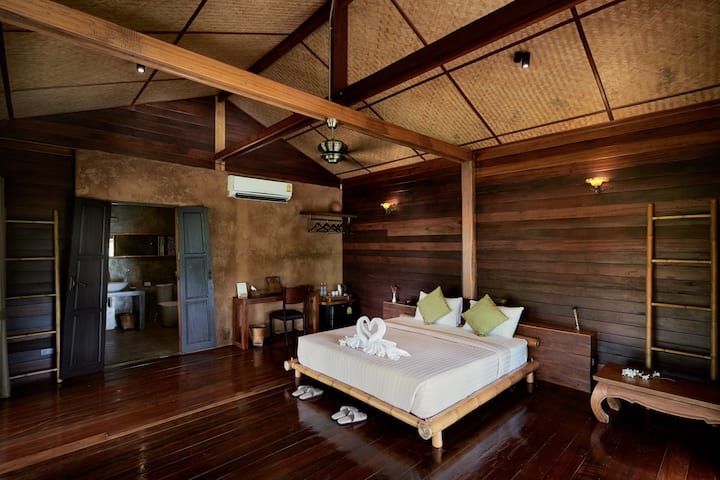 2 Lofts In Thai Traditional Wooden House - Thailand