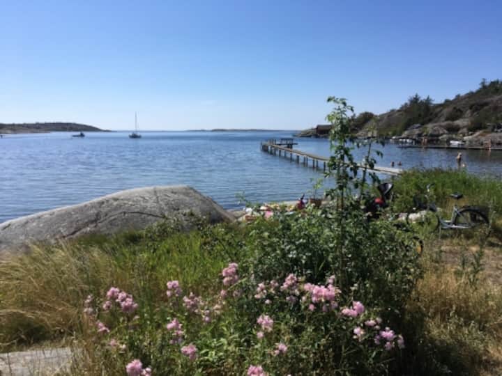 Charmig Stuga Med Havsutsikt - Onsala