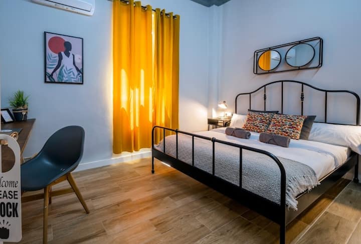 Habitación Privada Doble - Baño Compartido - Valencia