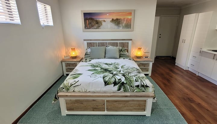 Seabreeze Studio - Perth