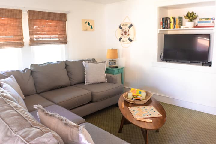 1 Block From Beach – Stylish 2-br Loft Apartment - Cape May, NJ