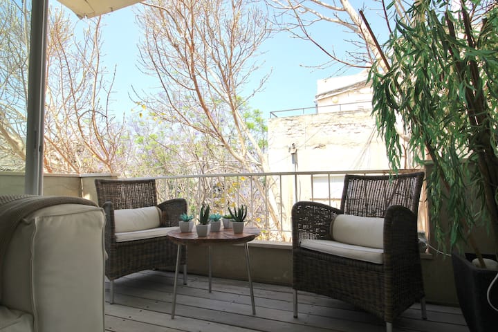 ->Beautiful 2 Bedroom Apt With Balcony-nordau Blvd - Telavive