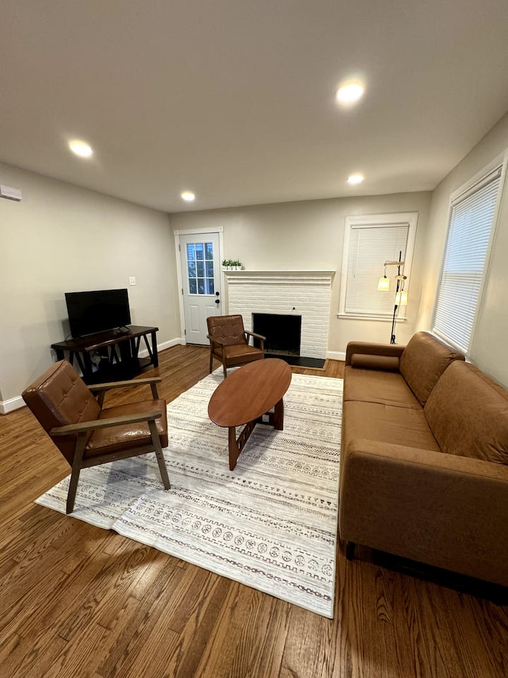 5 Bd 3 Bth West Towson Cottage - Towson, MD