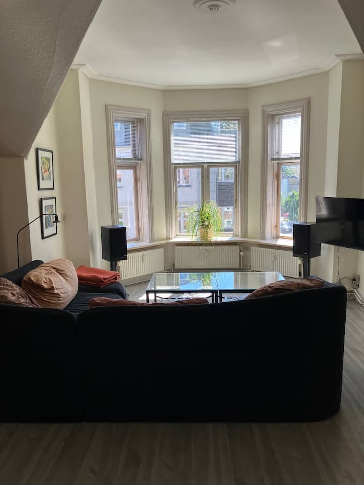 Villalejlighed Tæt På Centrum - 