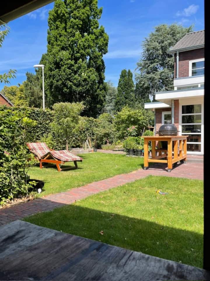 Mooie Ruime Woning Met Tuin Nabij Amsterdam - Bussum