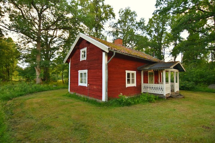 Röda Stugan - Vingåker