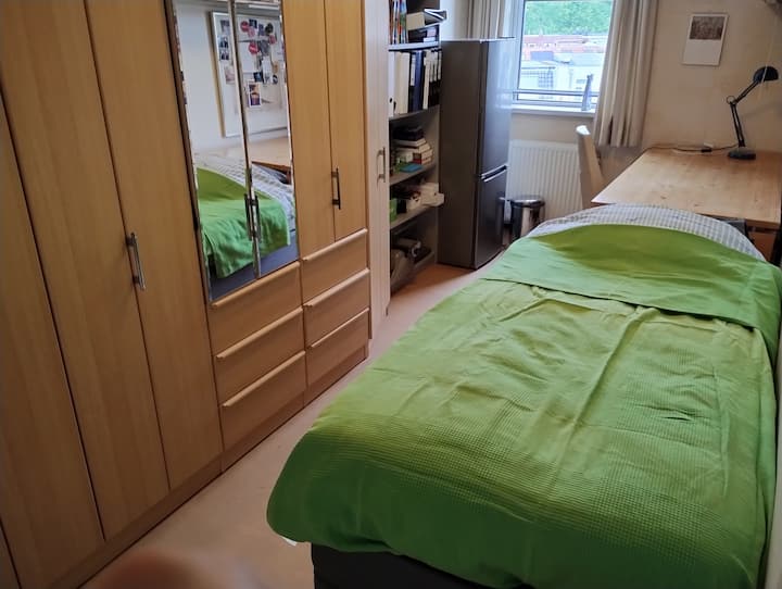 Bed, Fiets En Wasactiviteit Voor 1-2 Persoon - Groningen