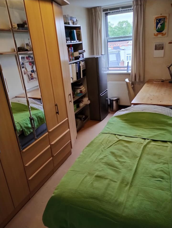 Bed, Fiets En Wasactiviteit Voor 1-2 Persoon - Groningen