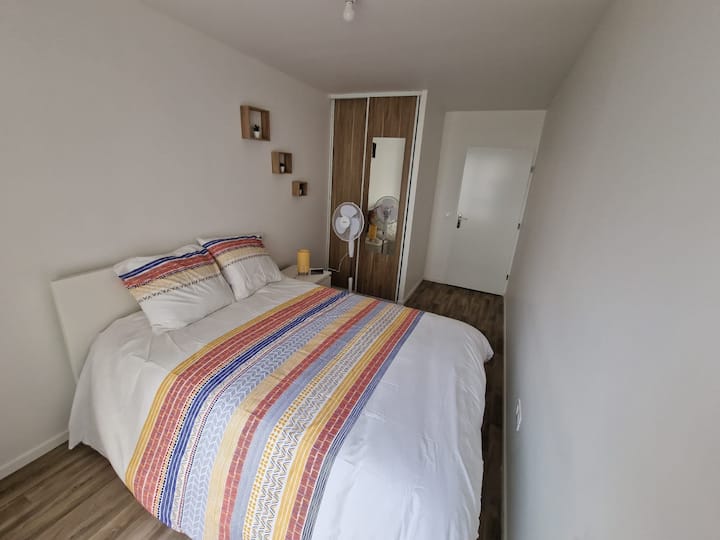 Appartement Cosy à Deux Pas De Paris - Saint-Denis, France