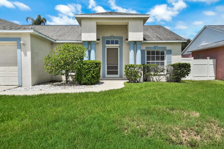 Tampa Paradise For All Occasions - Riverview, FL
