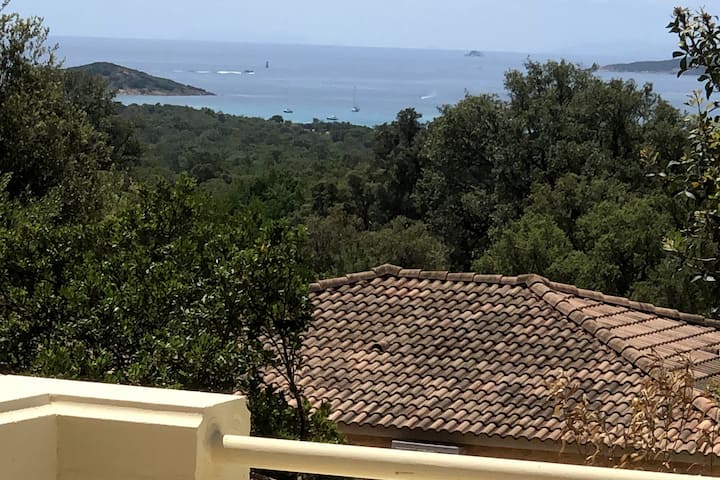 Maison Climatisée Avec Vue Mer à 
Porto-vecchio - Zonza