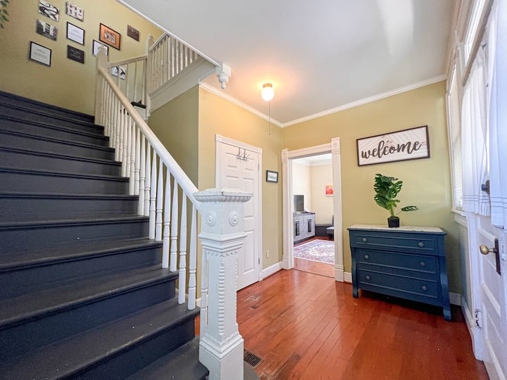 Walkable Downtown Gem 7bd 2ba Long Stays Welcome - Elizabeth City, NC