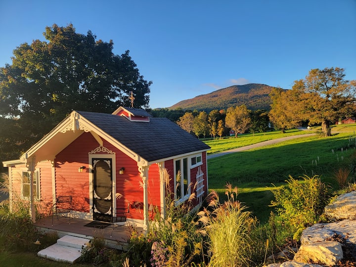 Country Cottage: Outstanding Mountain Valley Views - Manchester, VT