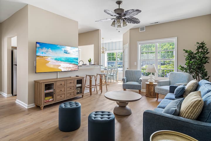 Stylish 1st Floor Condo, Shop, Dine And Relax - Delaware