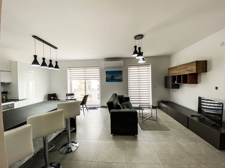 Convenient Luxurious Apartment - La Valette