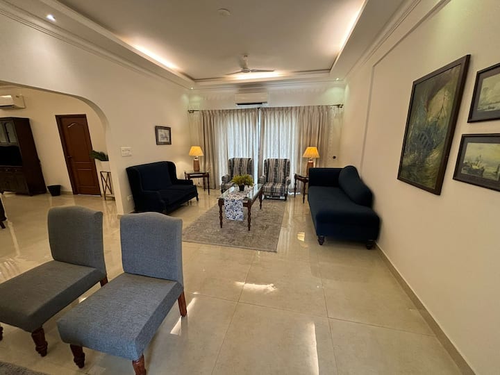 A 'Home' At Picturesque ”Banjara Hills" - Hajdarabad