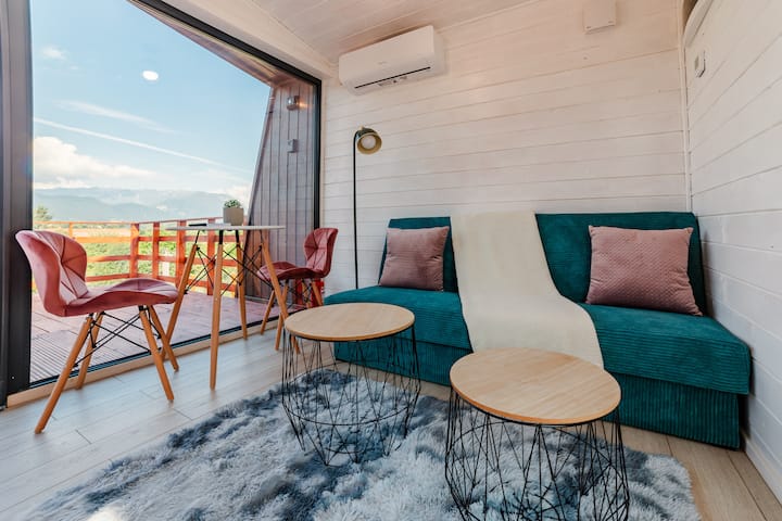 Vader Cabin - 브란