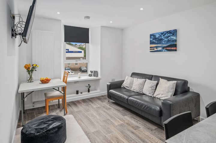 Perfectly Located 2br In Oban | Walk To Waterfront - 오반