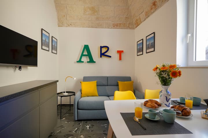 Stayart - Contemporary Home For Travellers - Bari