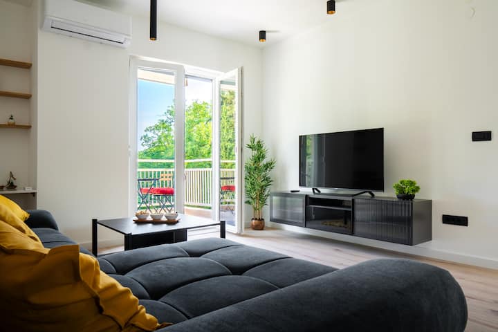 Lumos Apartment - Free Private Parking - Opatija