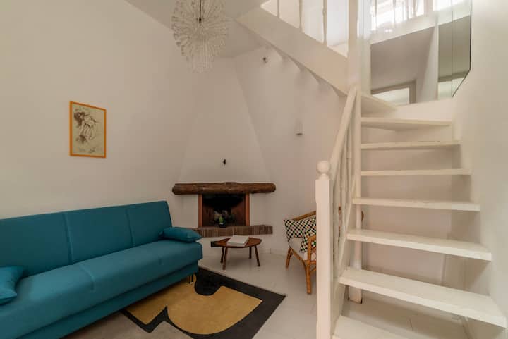 Guesthost - Piazza De' Renzi Duplex Apartment - Roma