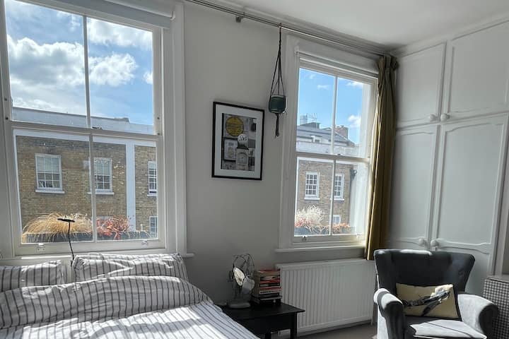 Sunny, Cosy Studio In Angel - Bloomsbury